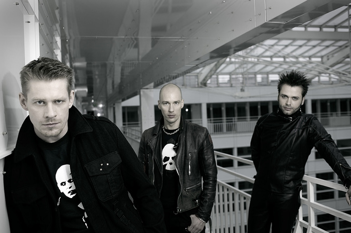 OOMPH! official website